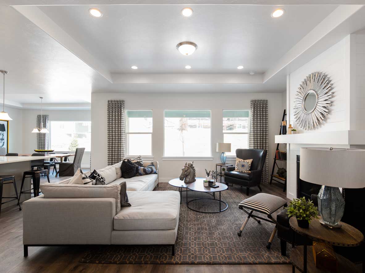 Saddleback_New_Model_Home_Interiors-2 | Save Thousands With Communnie.