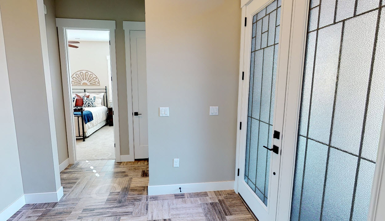 Bryce -2 | Save Thousands With Communnie.