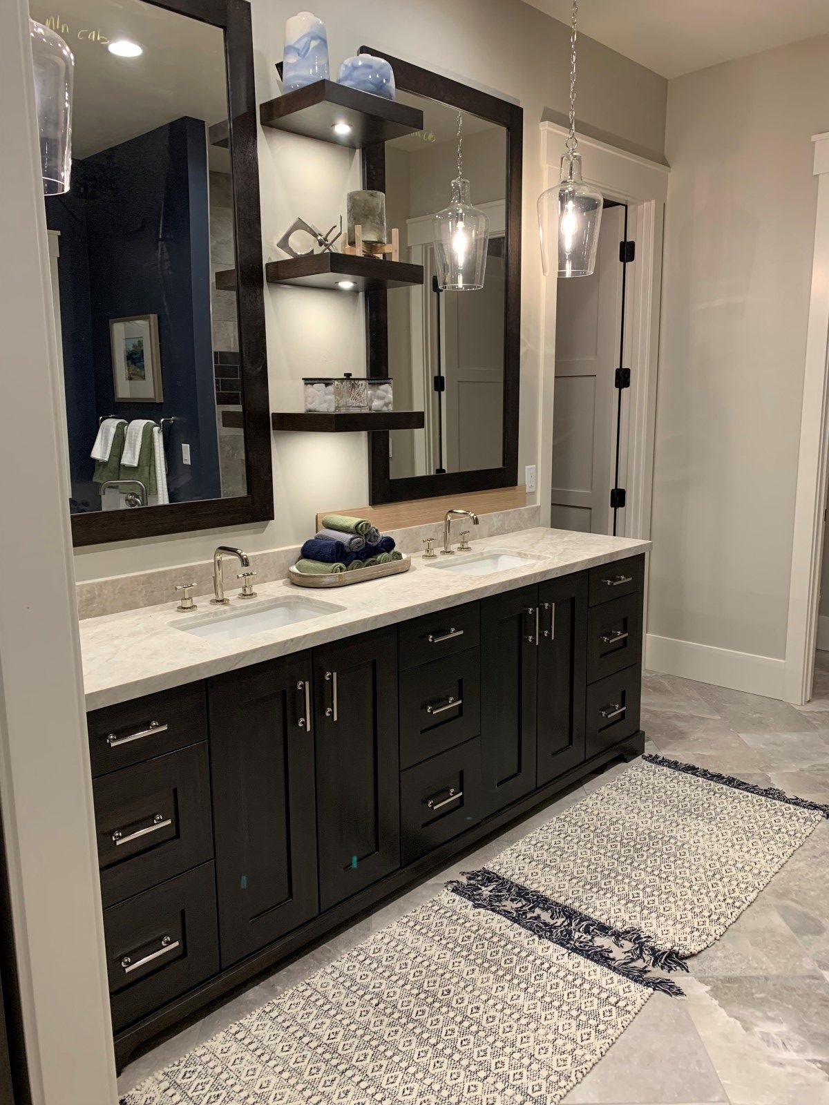 showcase-sinks | Save Thousands With Communnie.